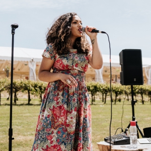 Ruth | Solo Female Vocalist East Sussex | Alive Network