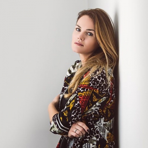 Christie Prentice | Solo Singer London | Alive Network