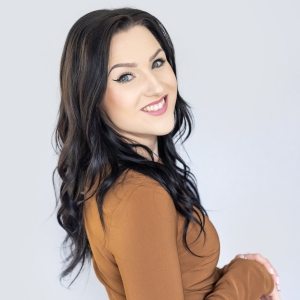 Cara Beth | Wedding Singer Hertfordshire | Alive Network