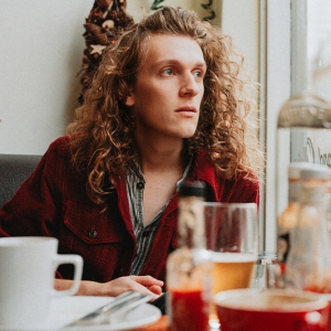 Russell Flynn | Solo Singer, Pianist and Guitarist London | Alive Network