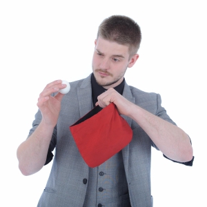 Close Up Magician Alex | Magician Staffordshire | Alive Network