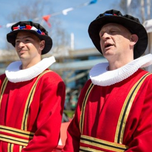 The Beefeaters | Walkabout Characters Oxfordshire | Alive Network