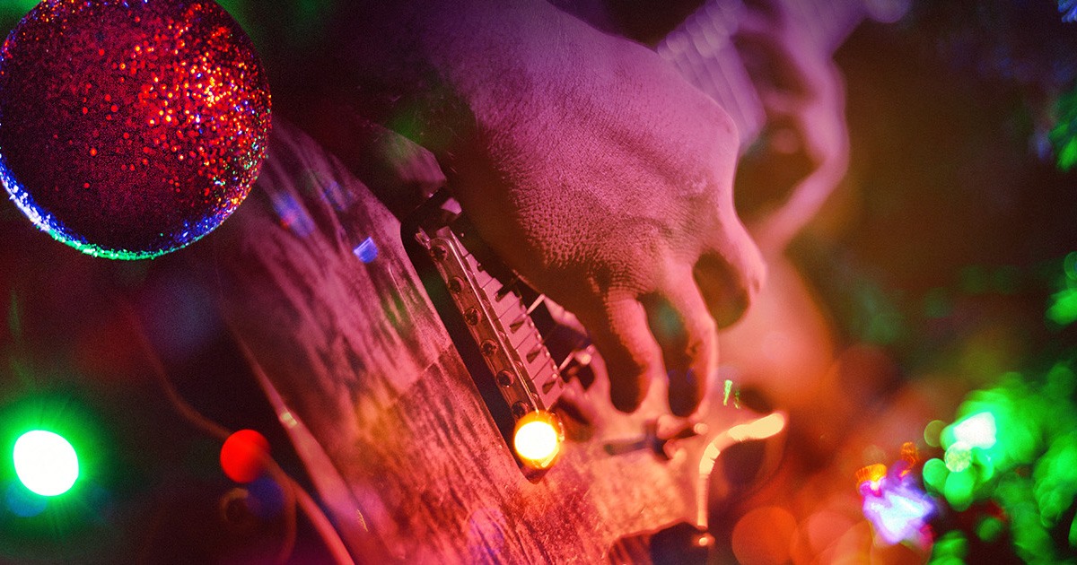 Hire Christmas Bands, Singers & Festive Musicians UK Wide | Alive Network