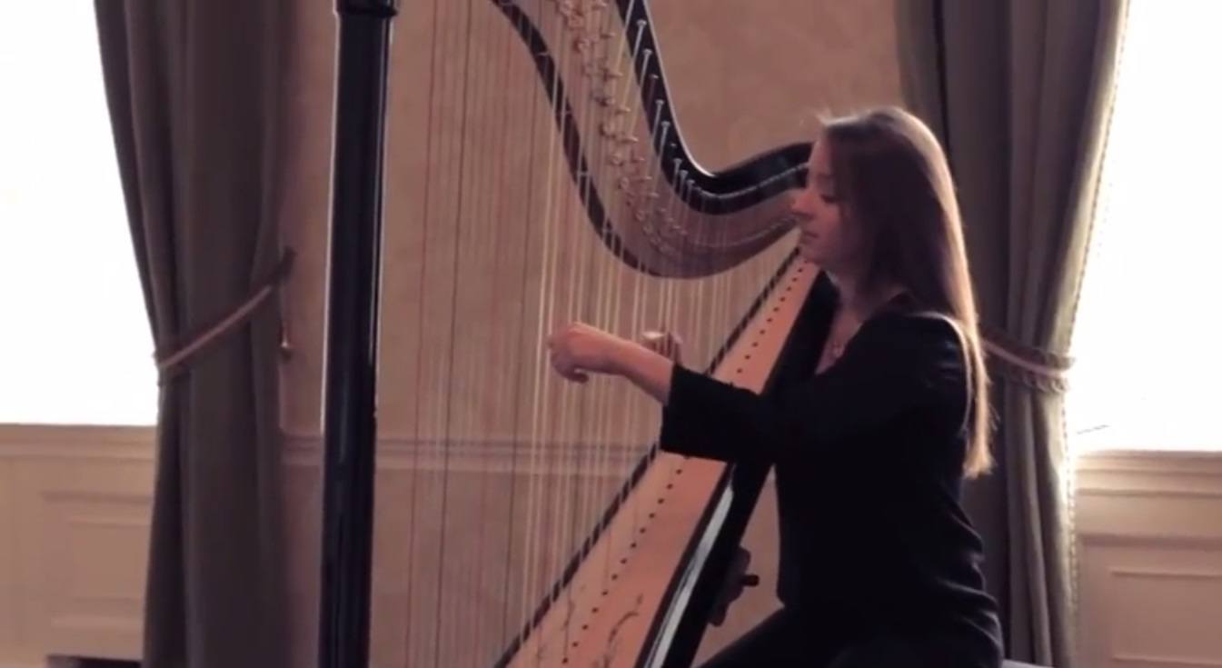 Seana | Harpist London | Alive Network